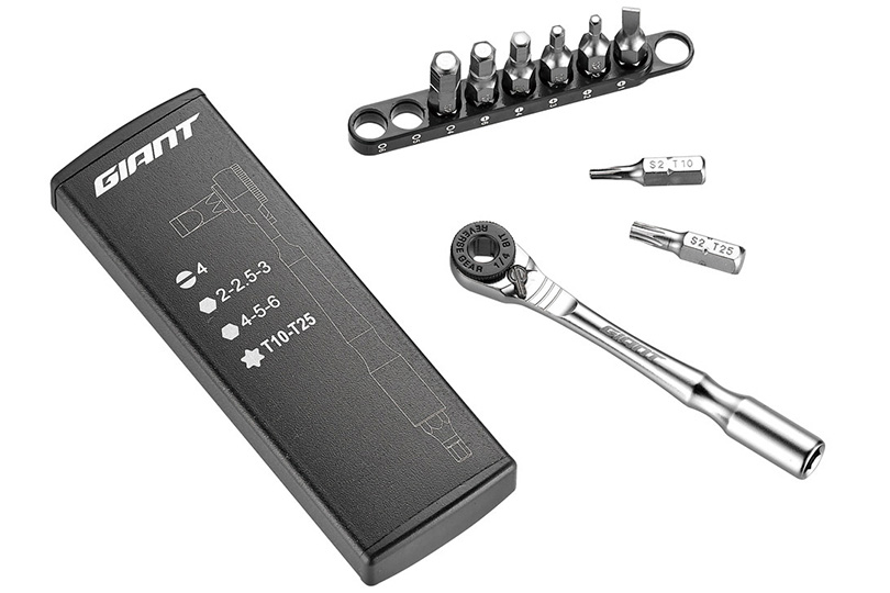 2021 GIANT Bicycles | GIANT MULTI-TOOL WITH RATCHET SYSTEM | Gear Image