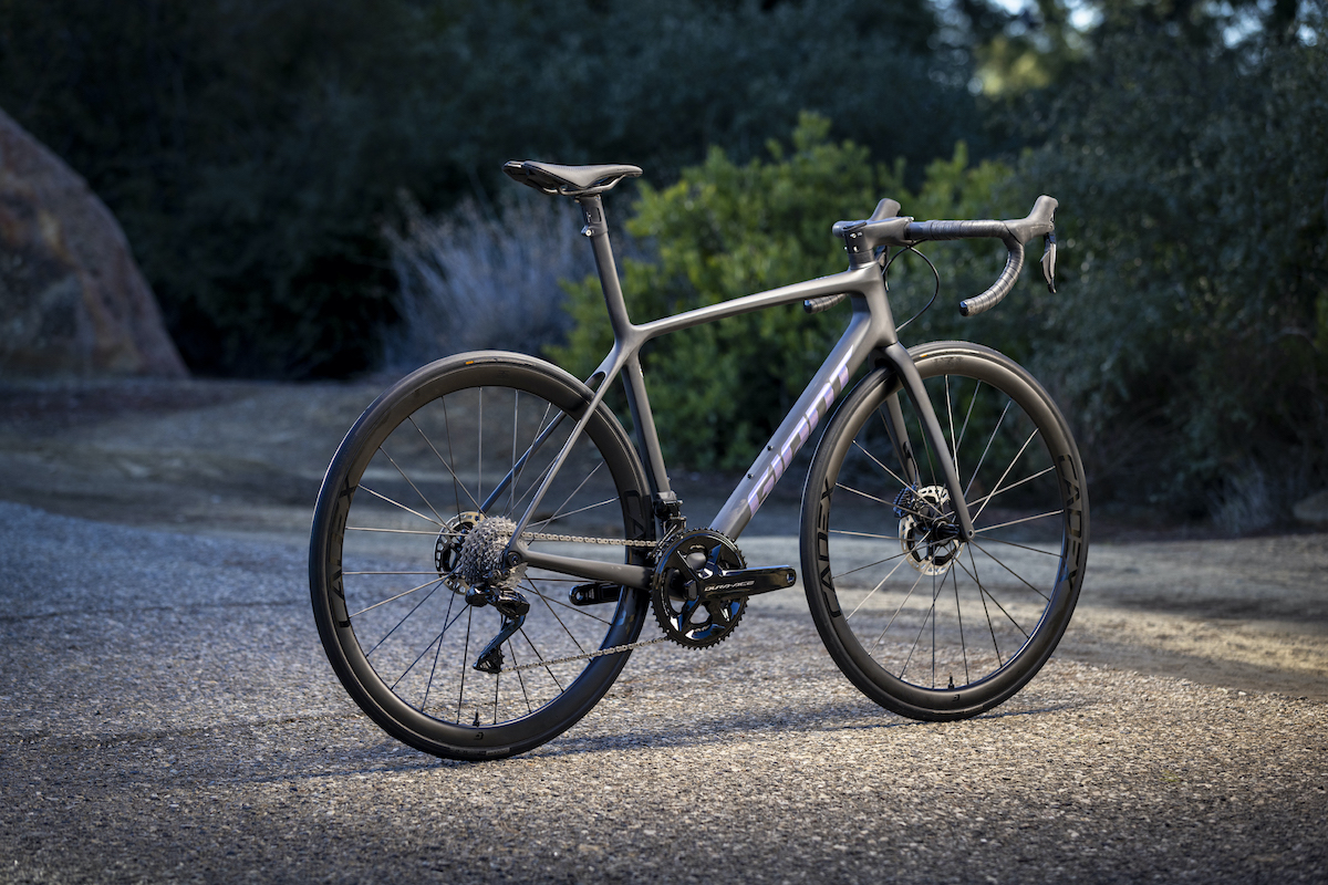 2023 GIANT Bicycles | TCR ADVANCED SL 0 DISC 2023 GIANT Bicycles | TCR ADVANCED SL 0 DISC