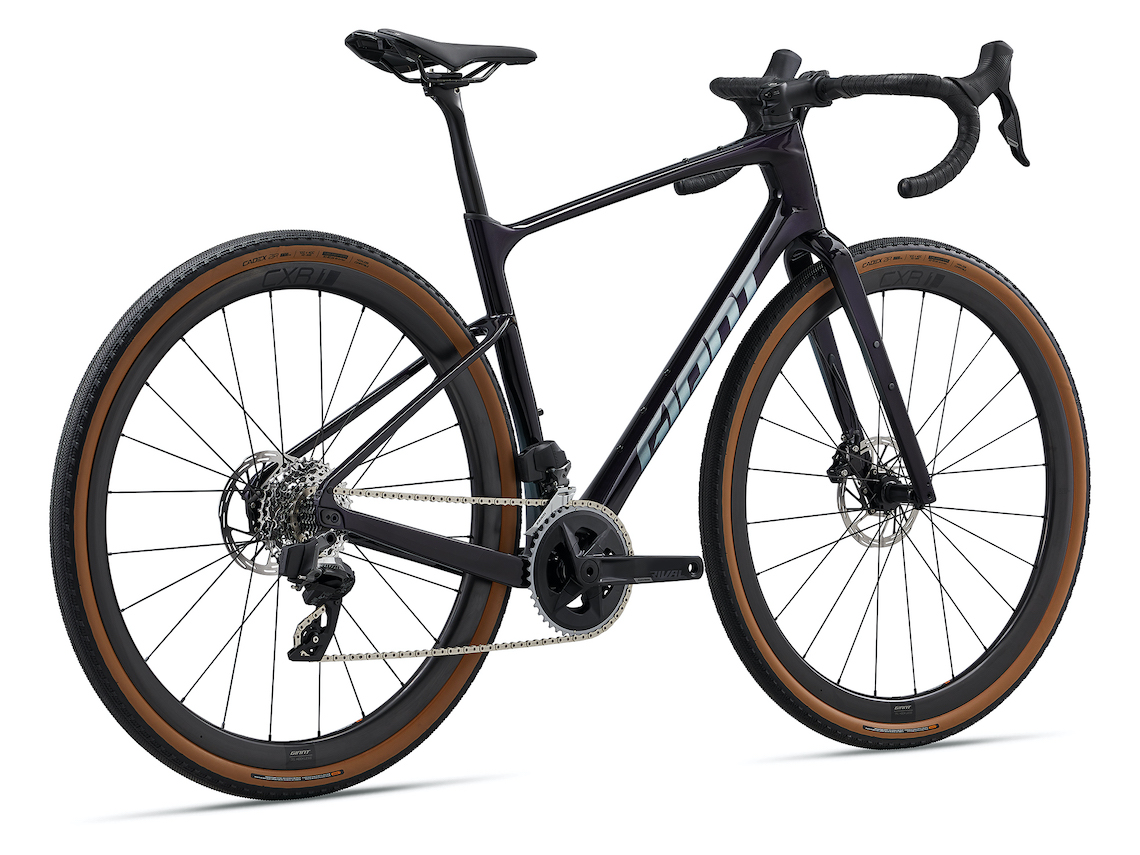 2024 GIANT Bicycles | REVOLT ADVANCED PRO 1